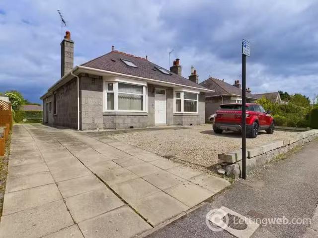 Property to rent in Cheyne Road, Aberdeen, AB24 1UA