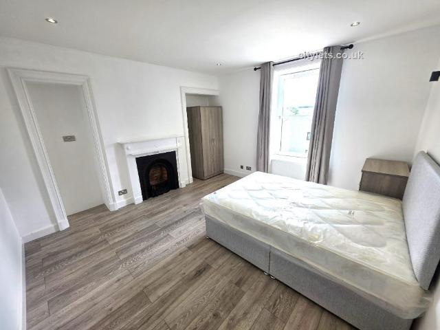 Property to rent in City Centre, AB24, Constitution Street properties 585377