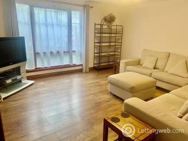 Property to rent in Claremont Place, Aberdeen, AB10