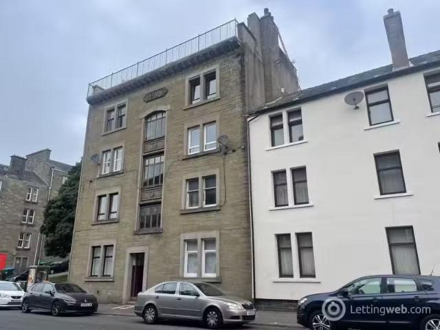 Property to rent in Cleghorn Street, Dundee