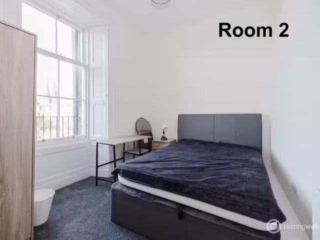 Property to rent in Clifton Terrace, Edinburgh, EH12