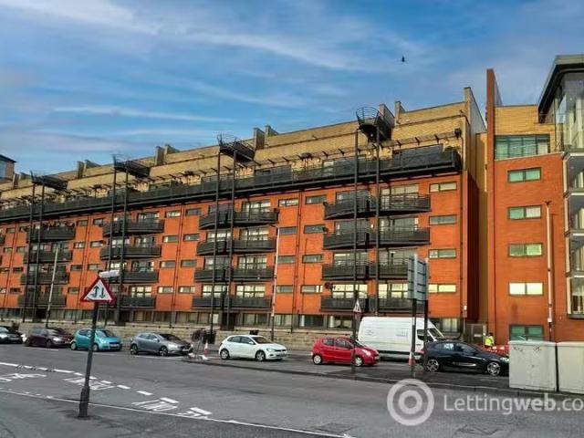 Property to rent in Clyde Street, Carrick Quay, Glasgow, G1 4LH