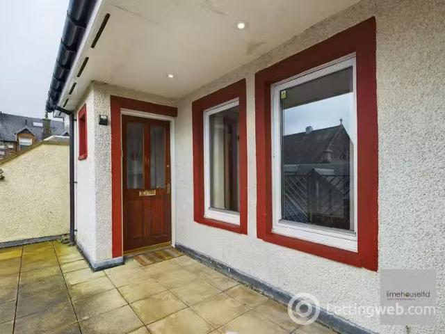 Property to rent in Clydesdale Close, Biggar, ML12