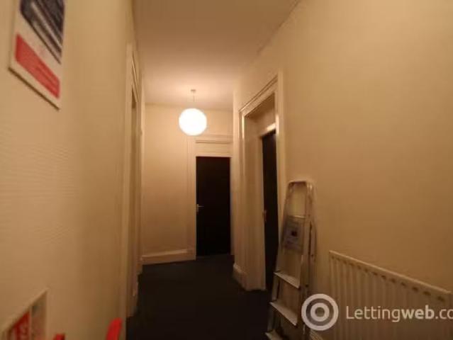 Property to rent in Commercial Street, Dundee