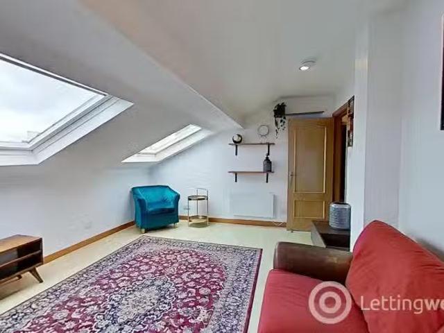Property to rent in Commercial Street, Edinburgh, Midlothian.