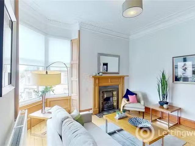 Property to rent in Comely Bank Place, Edinburgh, EH4