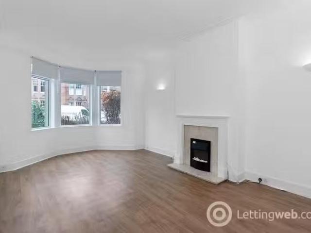 Property to rent in Comely Bank Road, Edinburgh, EH4