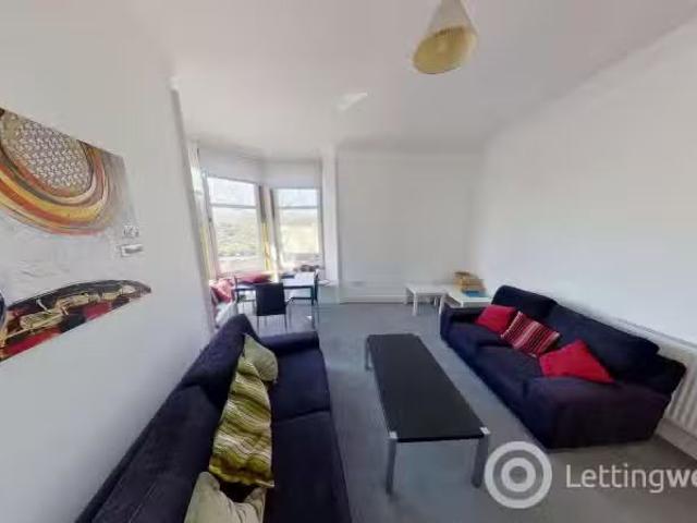 Property to rent in Comely Bank Road, Edinburgh, EH4