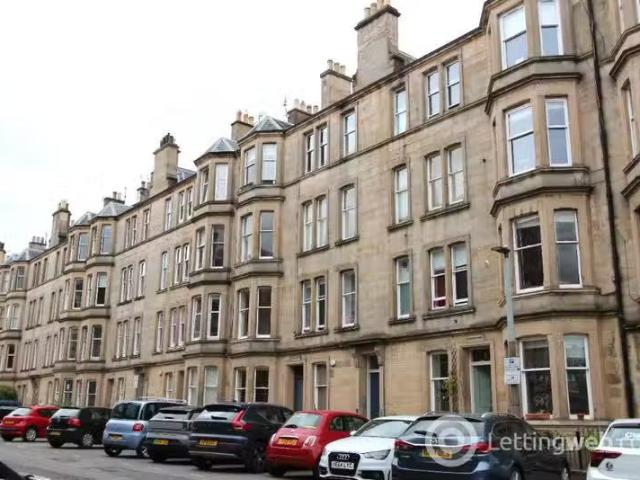 Property to rent in Comely Bank Street, Comely Bank, Edinburgh.