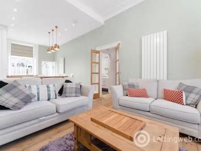Property to rent in Corstorphine High Street, Corstorphine, E.