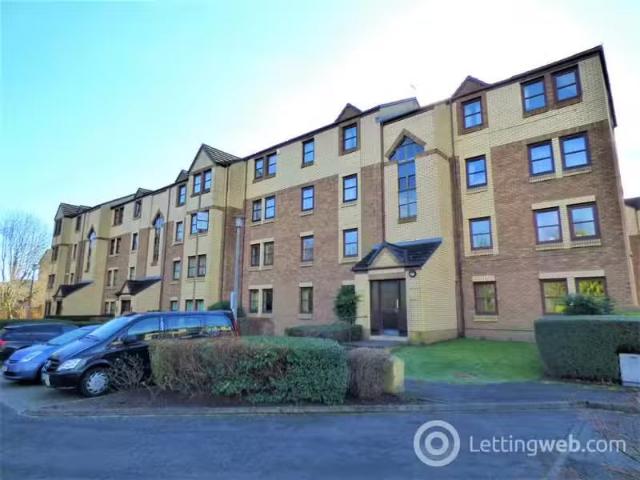 Property to rent in Craighouse Gardens, Morningside, Edinburgh.