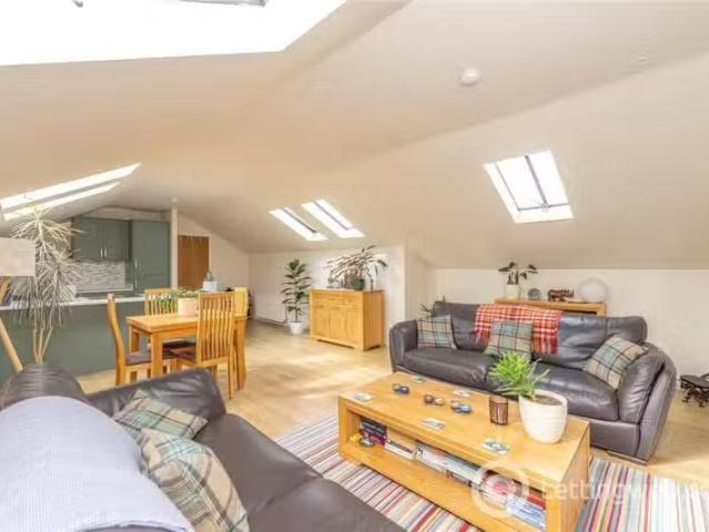 Property to rent in Craighall Road, Edinburgh, EH6