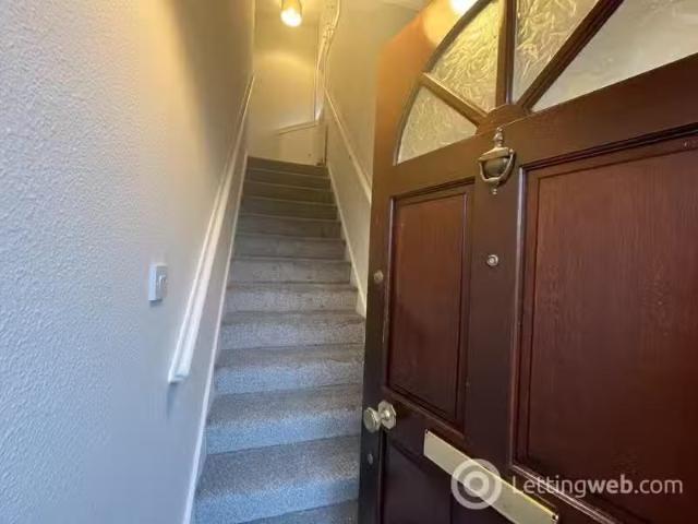 Property to rent in Crewe Bank, Edinburgh, EH5 2JL
