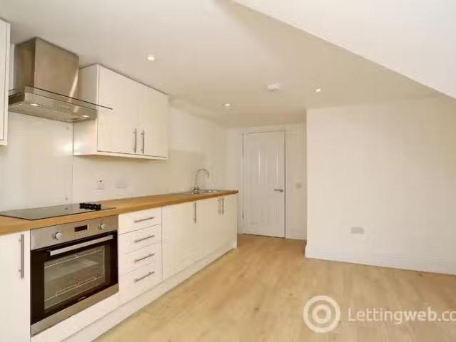 Property to rent in Crown Street,, Aberdeen, AB11 6HQ