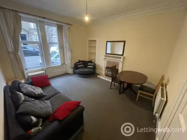 Property to rent in Dundee, Angus, DD2