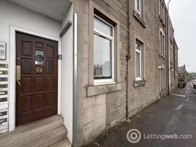 Property to rent in Dundee, DD3