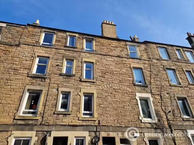 Property to rent in Dalgety Street, Meadowbank, Edinburgh, EH7.
