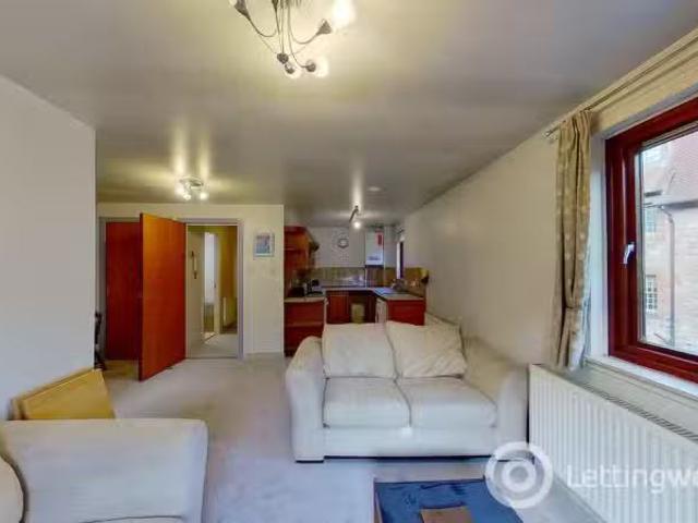 Property to rent in Damside, Edinburgh, EH4