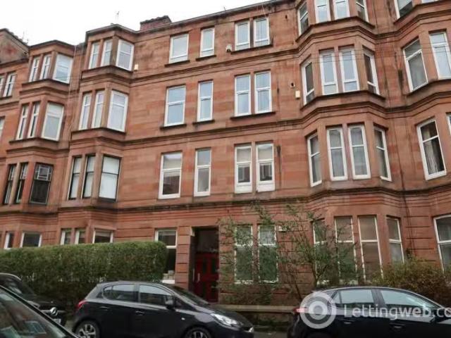 Property to rent in Deanston Drive, Shawlands