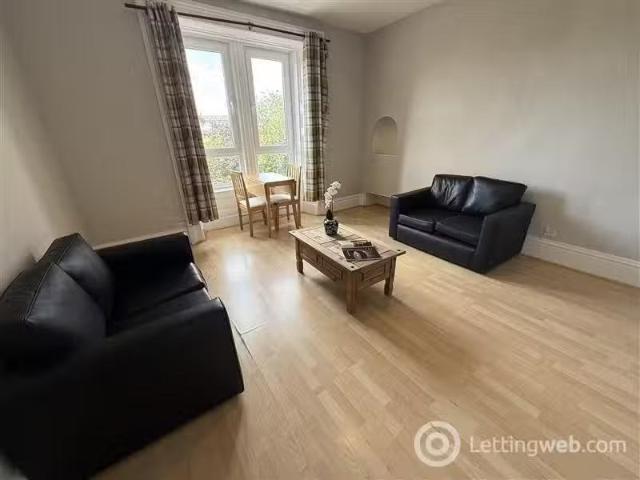 Property to rent in Dens Road, Dundee