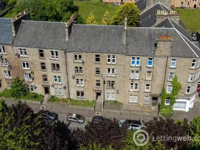 Property to rent in Dens Road, Maryfield, Dundee, DD3 7HZ