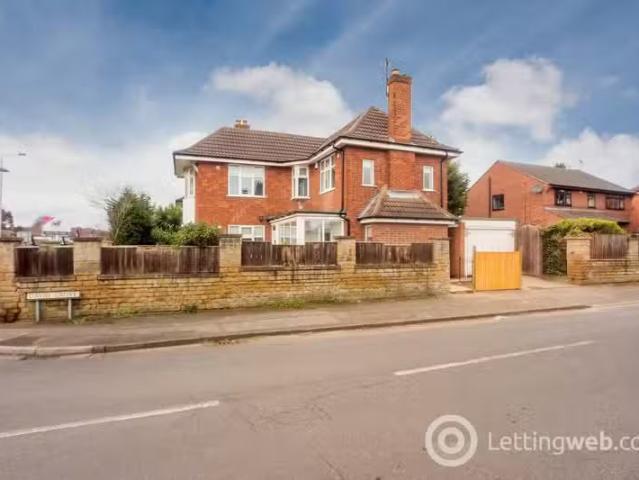 Property to rent in Derby Road, Beeston, Nottingham, NG9 3AN