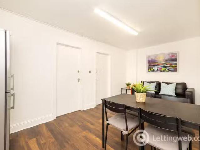 Property to rent in Drummond Street, Edinburgh, EH8