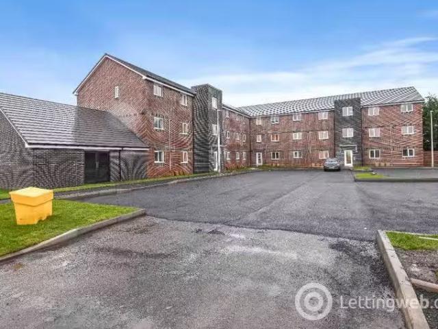 Property to rent in Drummonds Crescent, Bannockburn, Stirling.