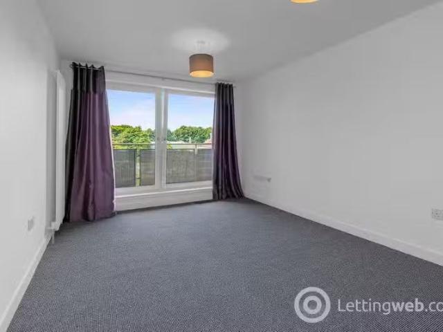 Property to rent in Drybrough Crescent, Peffermill, Edinburgh.