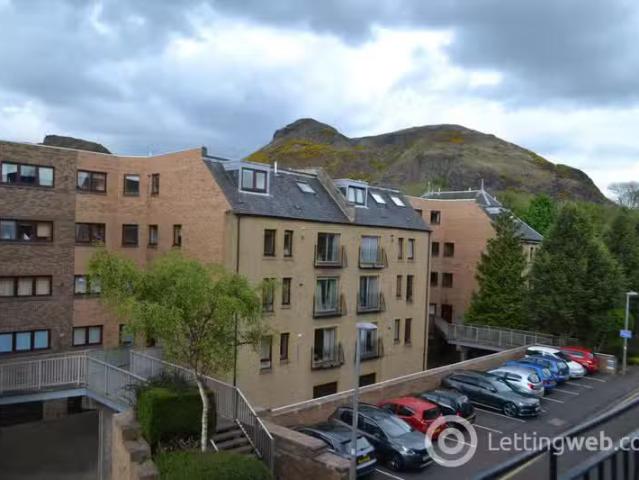 Property to rent in East Parkside, EH16 5XJ