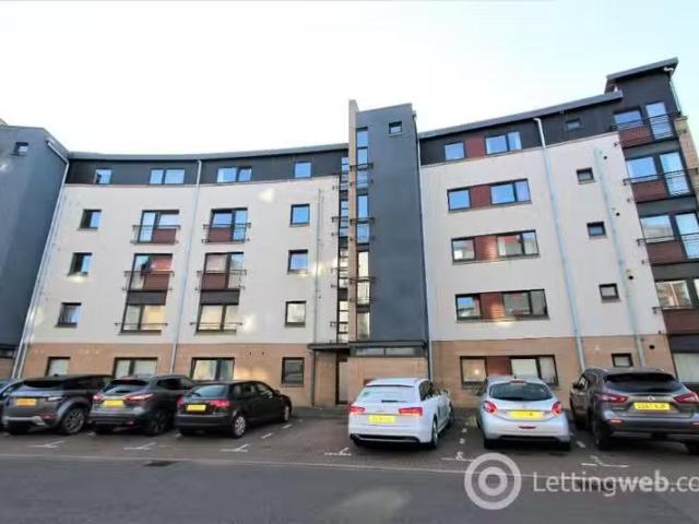 Property to rent in East Pilton Farm Crescent, Pilton, Edinbur.