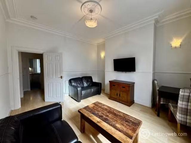Property to rent in First Floor Left, 14 Howburn Place, Aberde.
