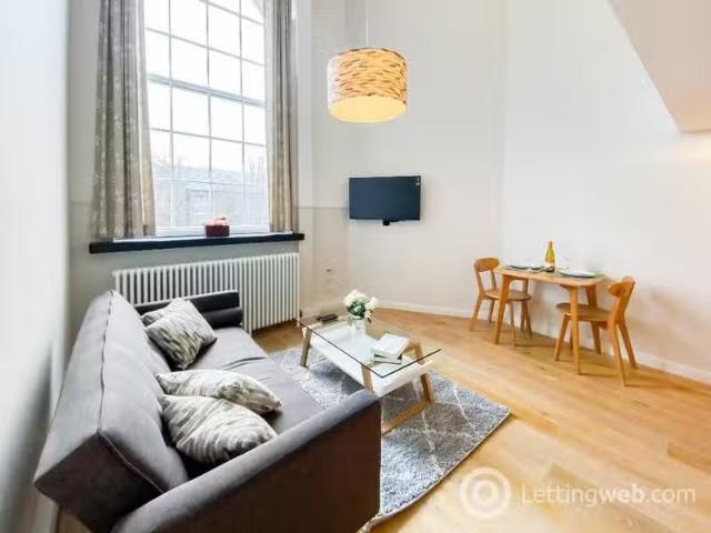 Property to rent in Flat 13, Mc Donald Road, Broughton, Edinbu.
