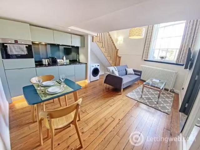 Property to rent in Flat 18, Mc Donald Road, Broughton, Edinbu.