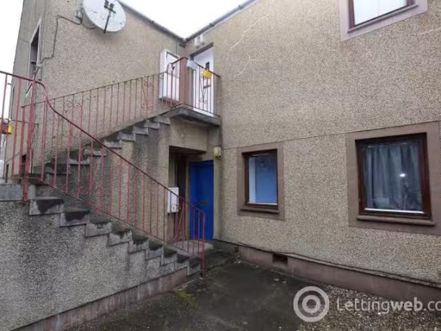 Property to rent in Flat 1, 4 Kirkhall Road, Almondbank, Perth.
