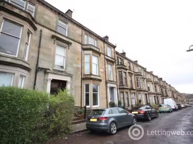 Property to rent in Flat 2/1, 20 Huntly Gardens, Glasgow, G12.