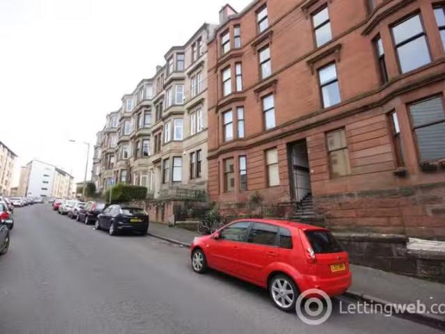 Property to rent in Flat 2/1, 91 Oban Drive, Glasgow, G20 6AB