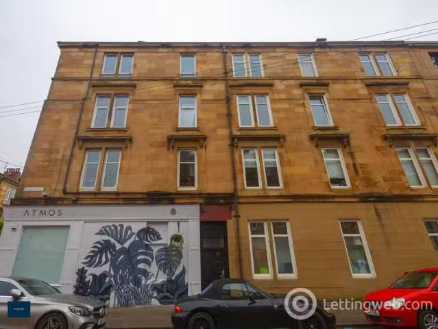 Property to rent in Flat 2/2, 36 Deanston Drive, Glasgow, G41.