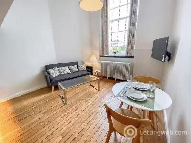 Property to rent in Flat 34, Mc Donald Road, Broughton, Edinbu.