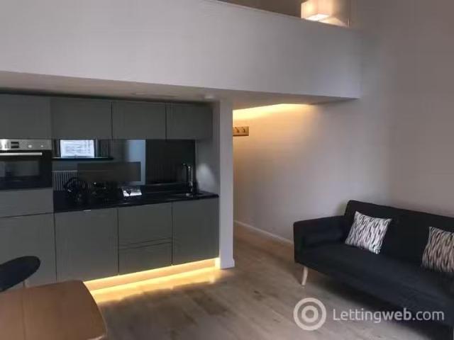 Property to rent in Flat 50, Mc Donald Road, Broughton, Edinbu.