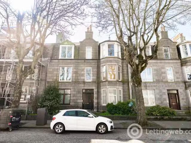 Property to rent in Fonthill Road, Ferryhill, Aberdeen, AB11