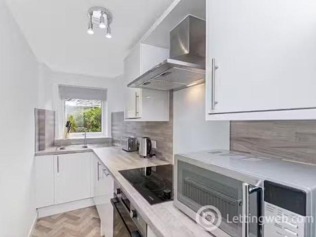 Property to rent in Forfar Road, Stobswell, Dundee, DD4