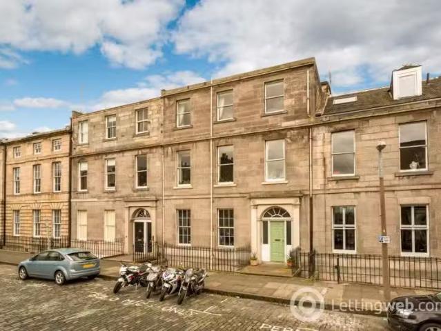 Property to rent in Forth Street, New Town, Edinburgh, EH1 3JX