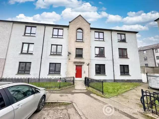 Property to rent in Froghall Gardens, Froghall, Aberdeen, AB24.