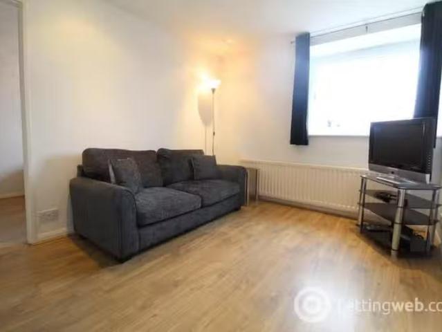 Property to rent in Gairn Terrace, Top floor, AB10