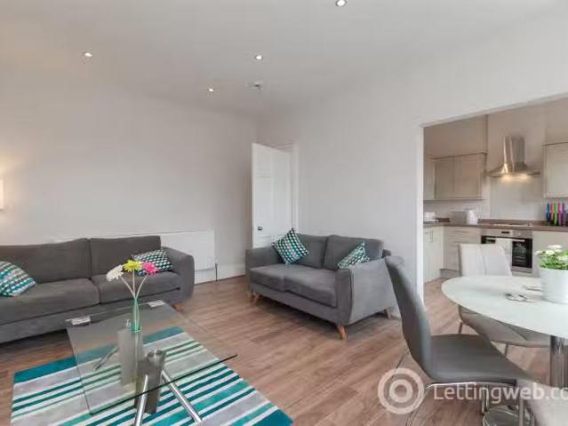 Property to rent in Gardner's Crescent, Edinburgh, EH3