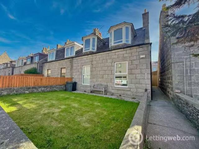 Property to rent in George Street, City Centre, Aberdeen, AB25.