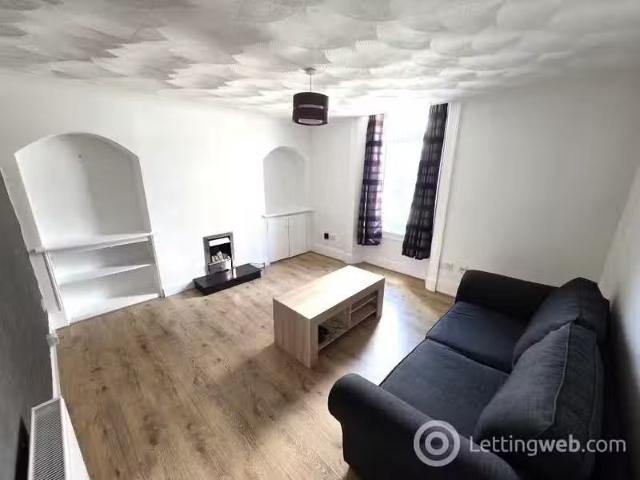 Property to rent in George Street, City Centre, Aberdeen, AB25.