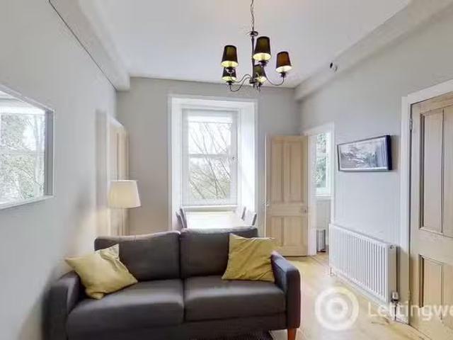 Property to rent in Gibson Street, Edinburgh, EH7