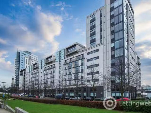 Property to rent in Glasgow Harbour Terraces, Glasgow Harbour.